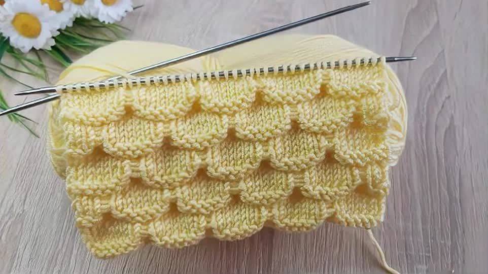 棒针编织漂亮的鳞片花样,简单平针完成,新手入门款