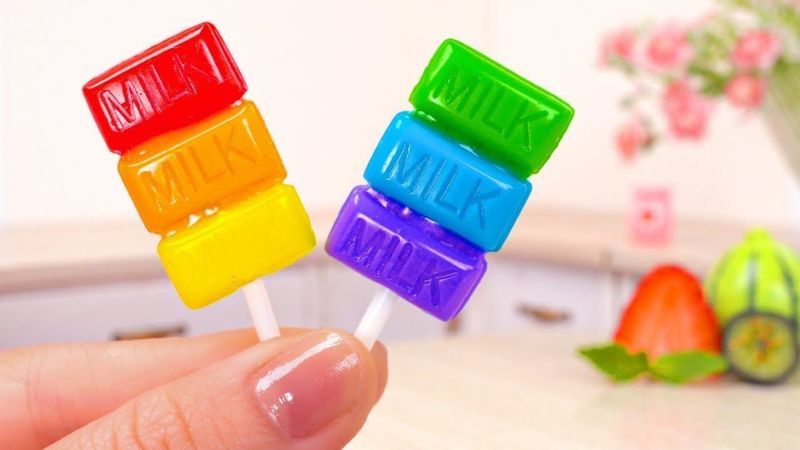 迷你厨房:快来看大大怎么用水果制作冰淇淋,大家最喜欢什么口味呢