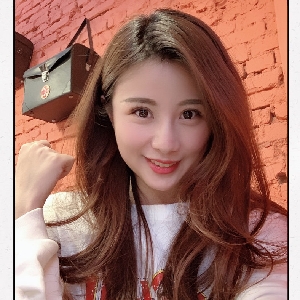 球球是我的女神 