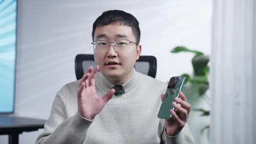 终于有厂商跟进小米的小尺寸直屏旗舰手机了!会是哪一家呢?小米手机...