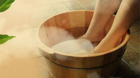 网上流传的各种泡脚包,对健康真的有用吗?最应该注意的是这3点