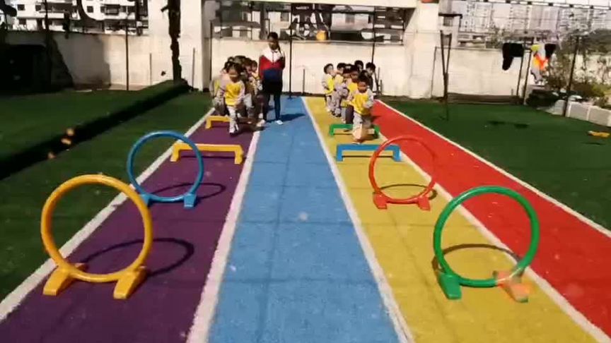 #幼儿园户外活动