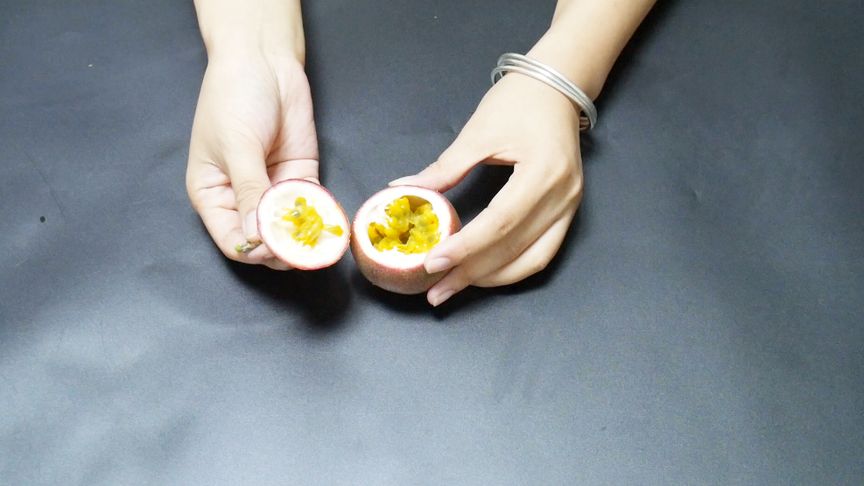 百香果拌蜂蜜吃?这才是吃百香果的正确打开方式,看完你也试试
