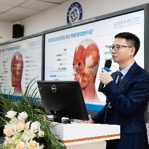 唐修俊教授 