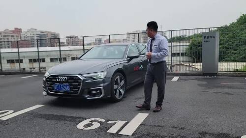 奥迪A6L感应雨刮竟有隐藏功能?实测解锁正确用法,新手必看!
