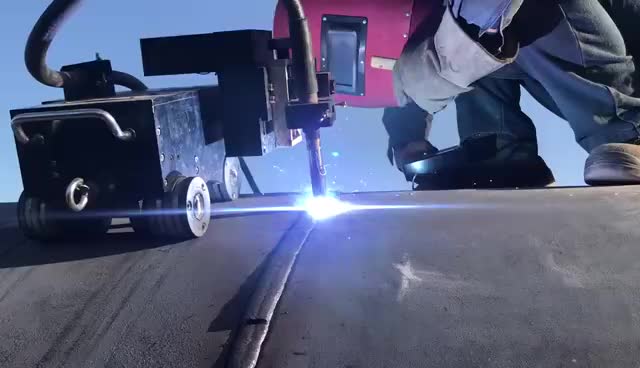 全位置管道自动焊机1.9米大管径管子焊接