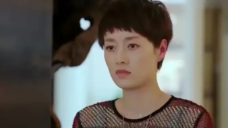 离你有多远:母亲把儿子当提款机,儿子终于忍不住,直接赶走母亲
