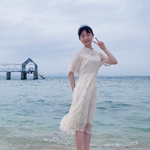 小小怪白芷 