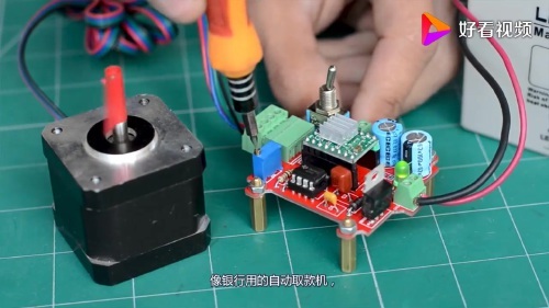 步进电机的动力没有伺服电机的大,它有什么作用?今天算长见识了