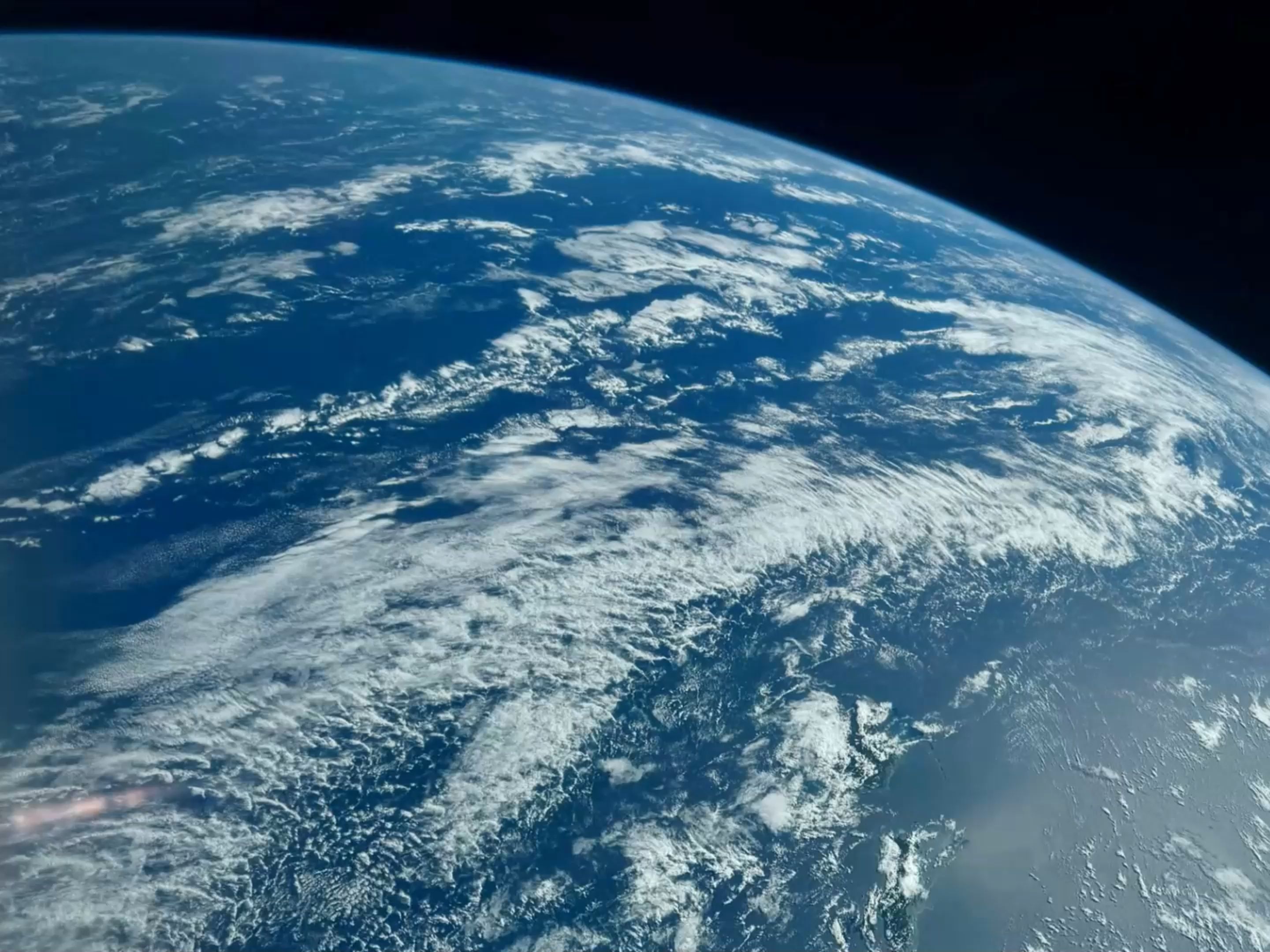 【Polaris Dawn Mission】北极星黎明任务机组第二日飞行日志:距离...