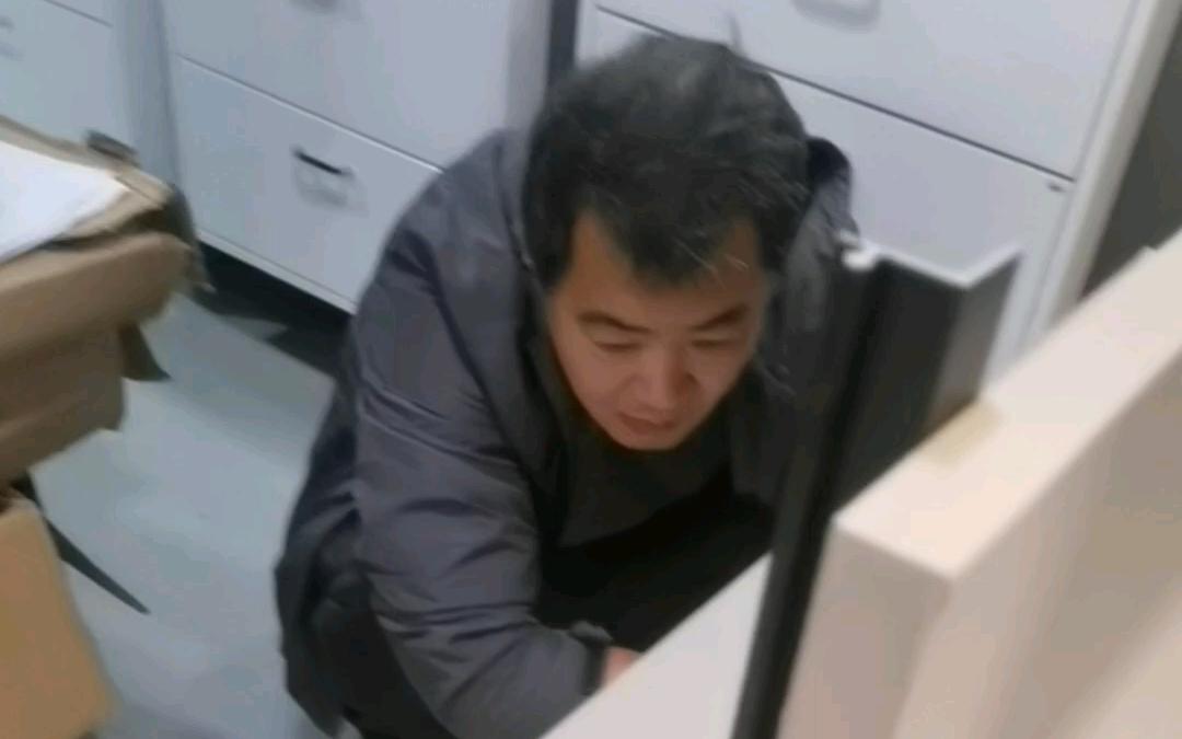 垂直悬停门,门板可以任意停住的奥秘