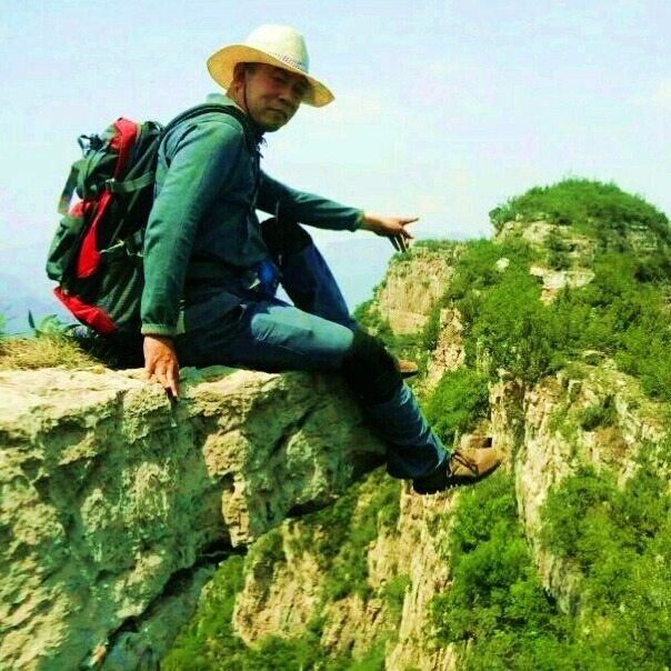 爱旅游的寒江