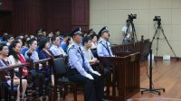 于欢案二审宣判:一审量刑过重 获刑5年