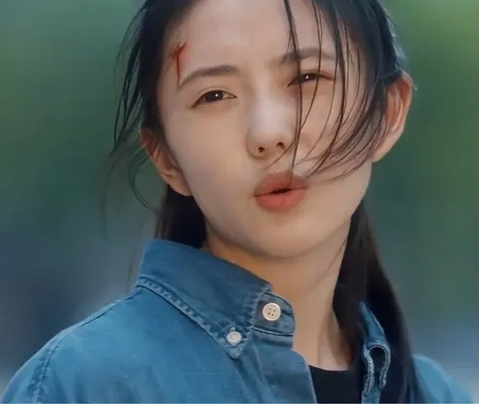 对待讨厌的人,不上手已经是对你的好意