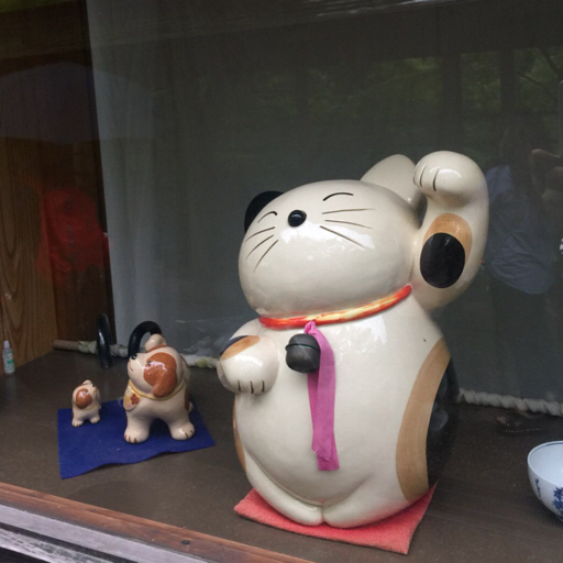 殷勤自语 