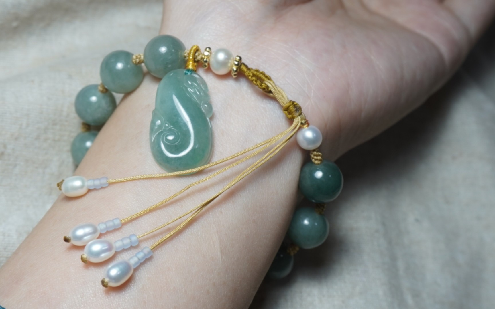 【三翅蝶】翡翠如意绳编手链小过程