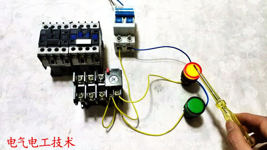 学几年电工都搞不懂热继电器怎么使用?一个小电路解开了多年疑惑
