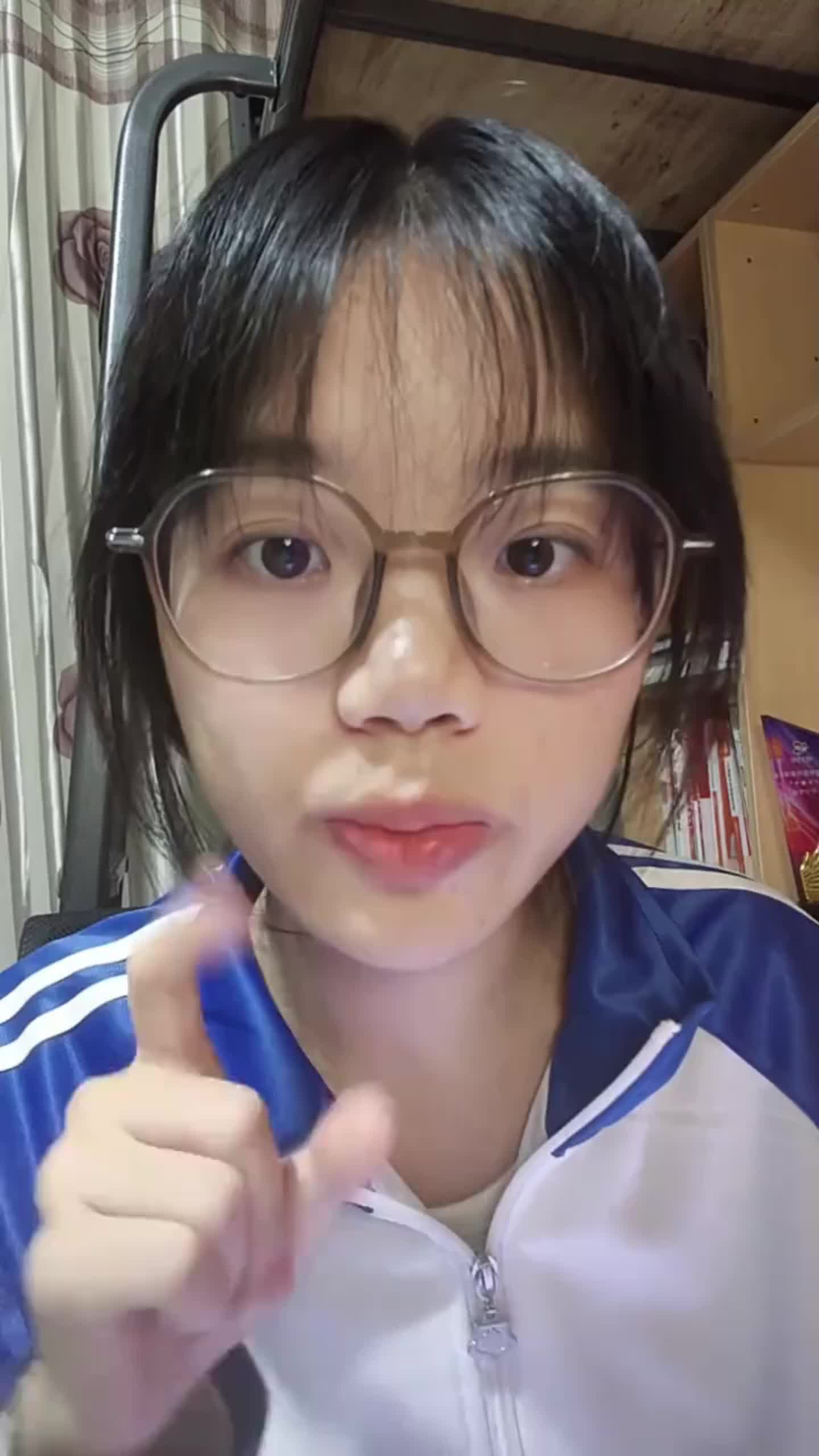 英语想上130+!单词必须背诵牢固,一天默写两页,按时打卡,你的单词量...