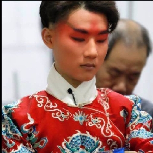 ALice孤单鲸鱼 