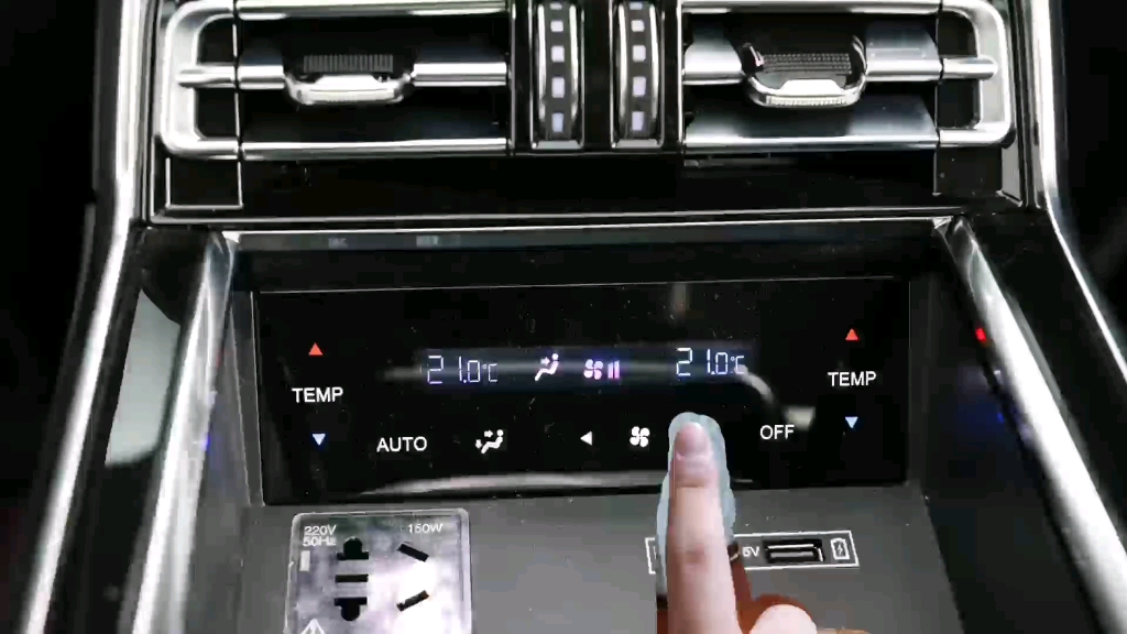 2022款红旗H9 汽车作品 太棒了