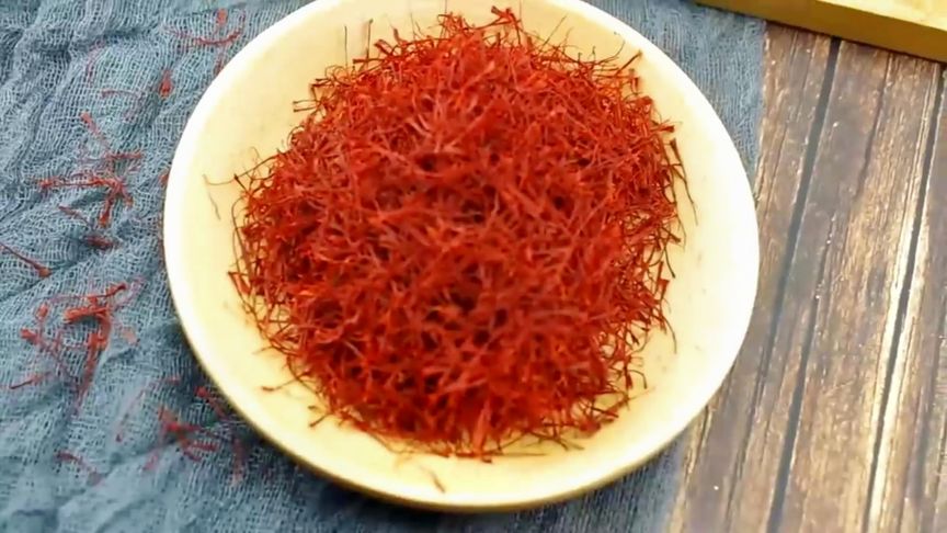 藏红花的功效及作用及食用方法_藏红花泡水喝