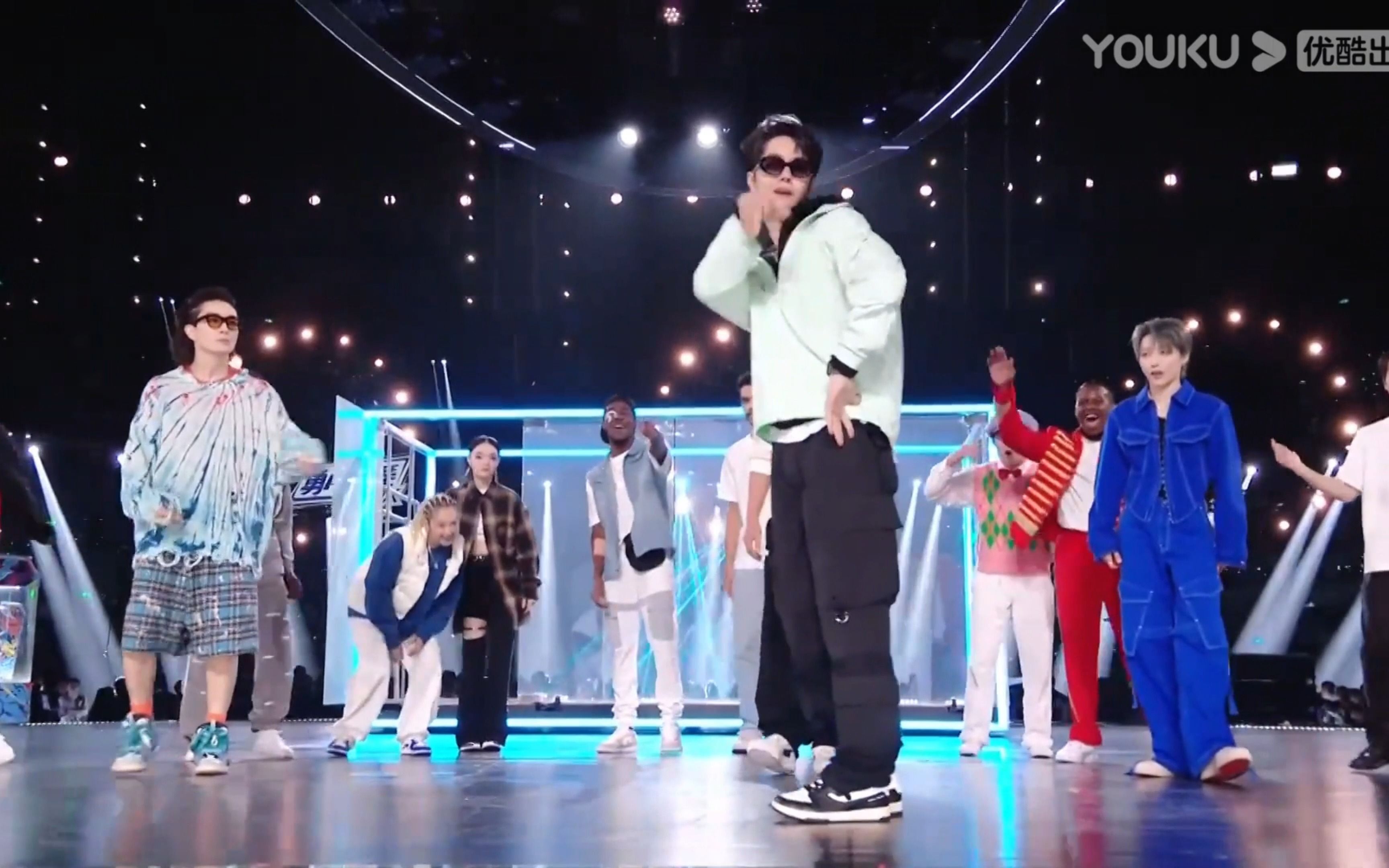 这就是街舞王一博开场秀