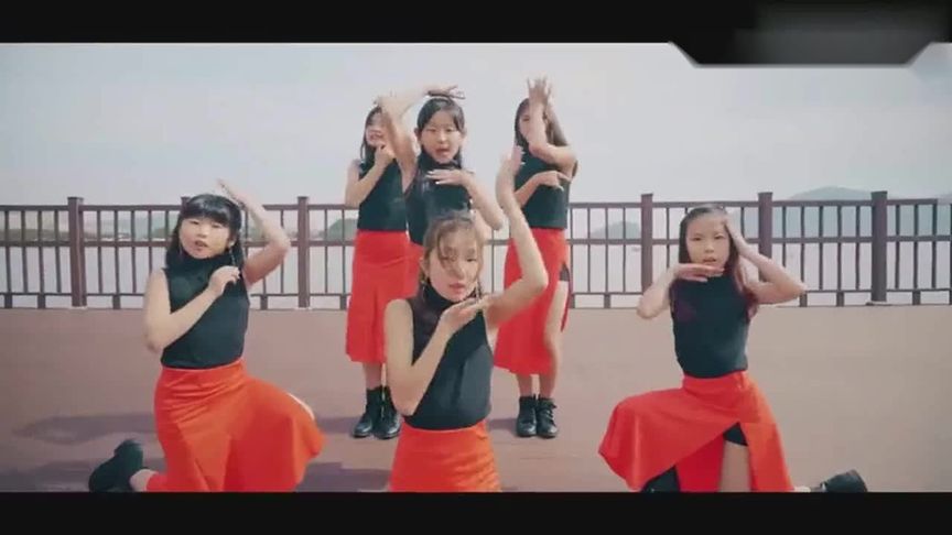 抖音超火舞蹈《LATATA》,舞蹈教学 简单易学儿童舞蹈视频