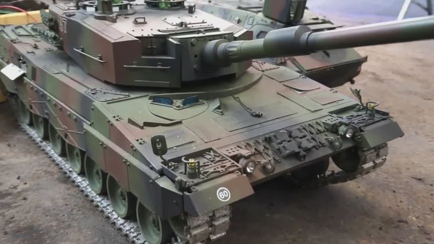 仿真坦克模型,场上的坦克,好多都是经典!