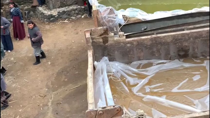 电视剧里面的发洪水是这样的