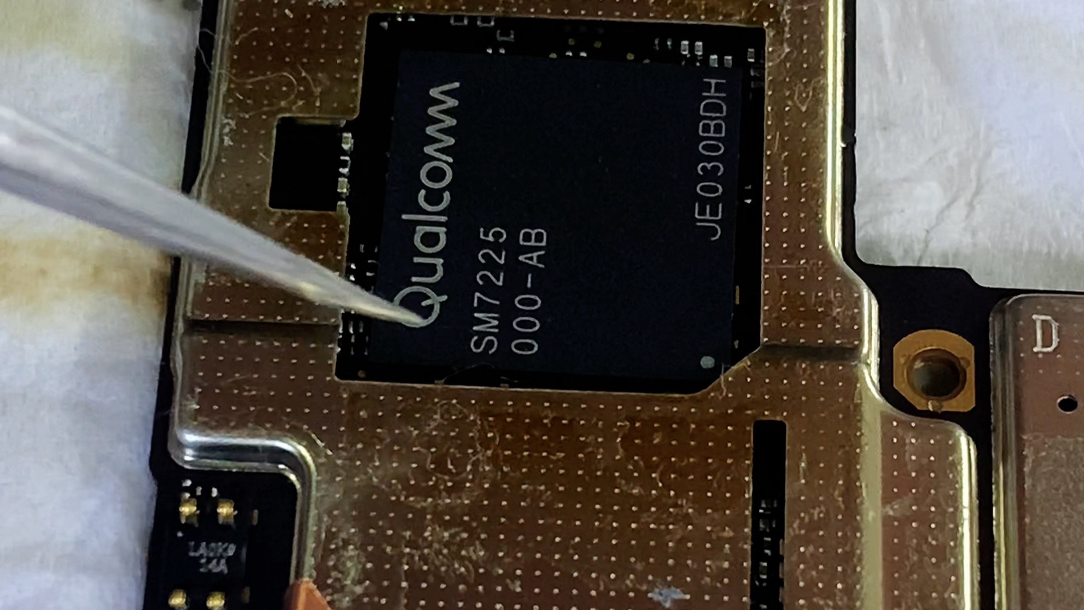 红米note9pro不开机,重启黑屏 无线不能用 通病维修