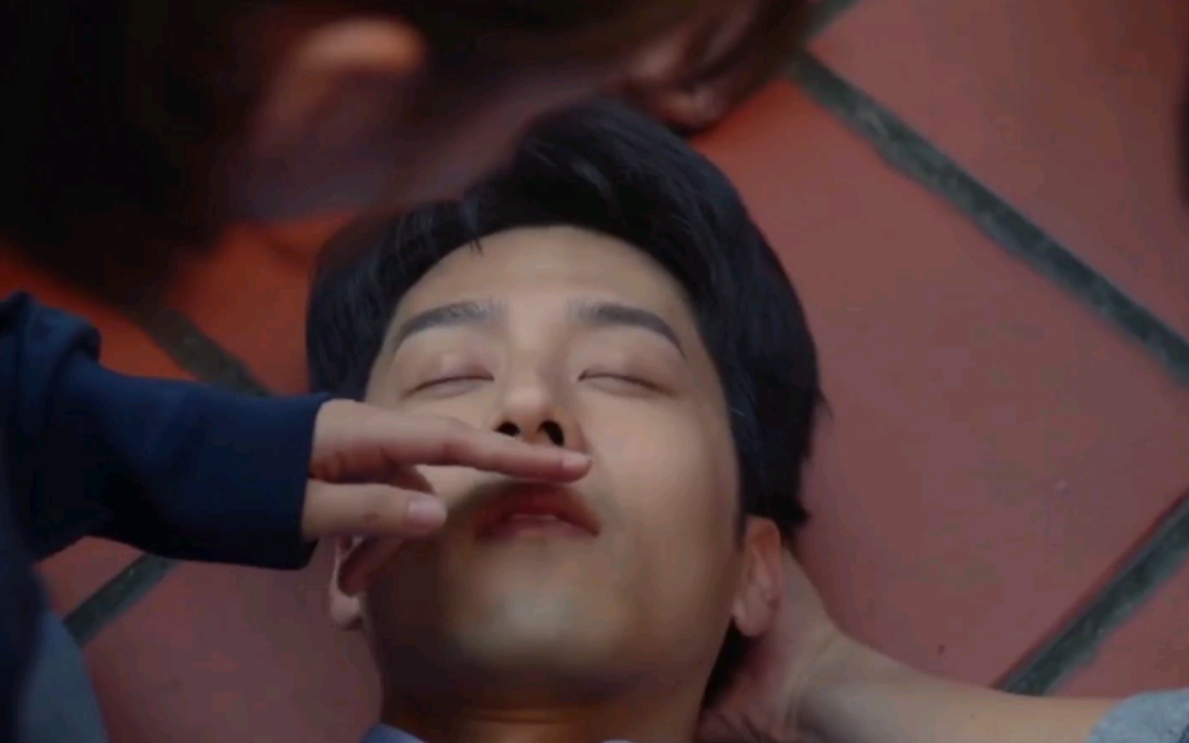 【虐剪】男主发病晕倒