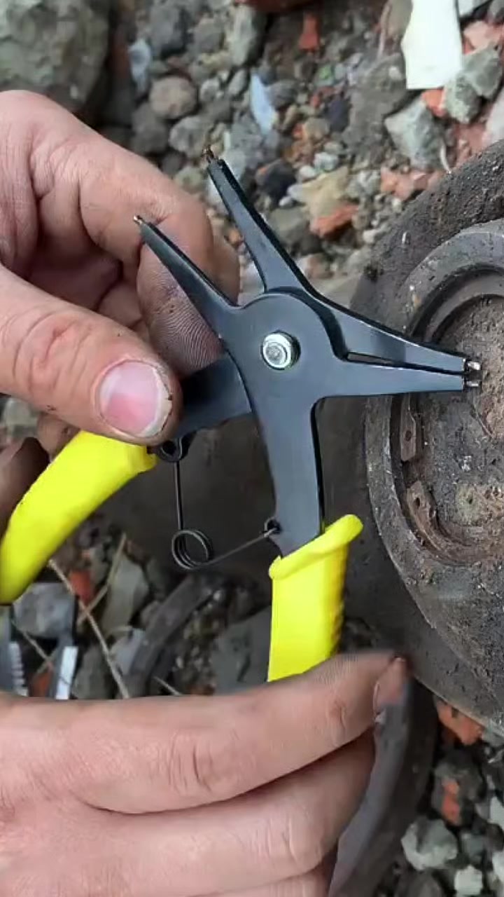 新款卡簧钳,小巧便携使用非常方便。 #卡簧钳 #五金工具 #强烈推荐