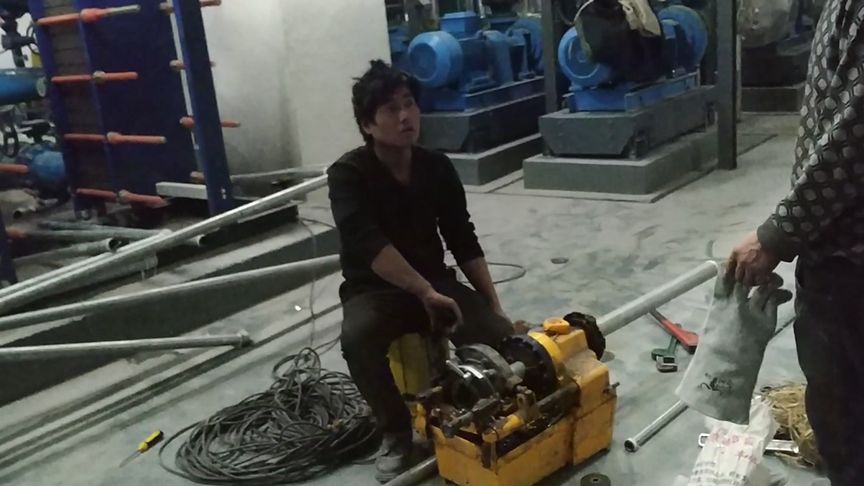 来看看!咱们物业工程人员,前期工作现场吧!