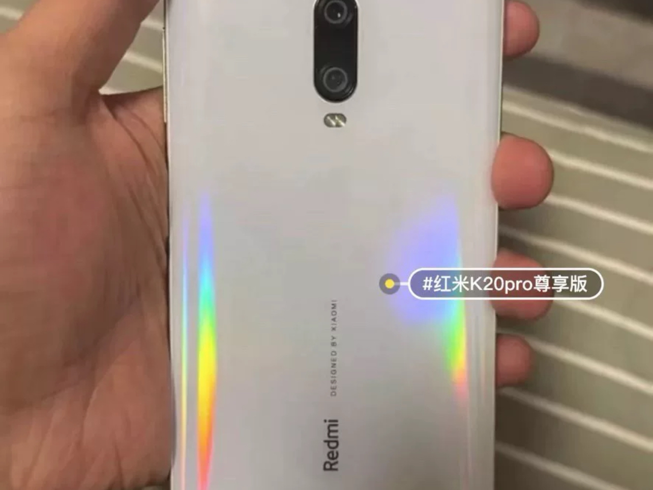 ...就是建模差点没弄死我,太难了,就是外壳没打磨好,太糙了,再重新抛光...