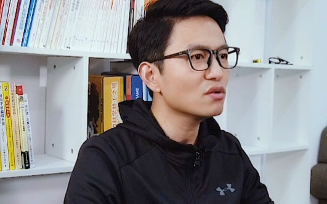 孩子上小学一二年级应该学数学思维课还是奥数班?