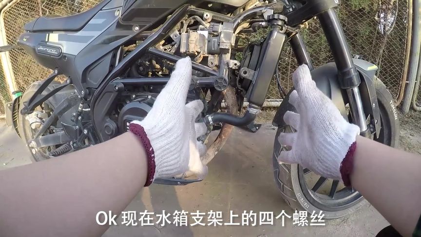 先拆了再说!自己动手翻新一根摩托车排气管