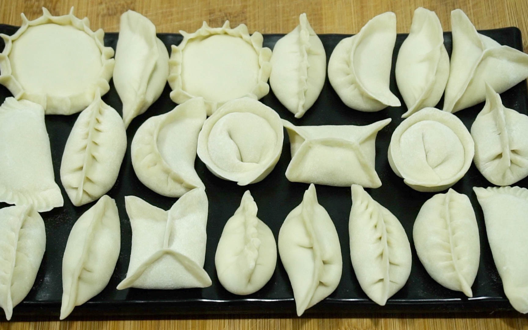 1个视频教你12种水饺包法,步骤详细手法清晰,过年给家人露一手