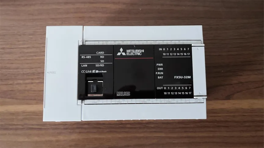 三菱FX5U实现Modbus RTU通信协议从站视频教程