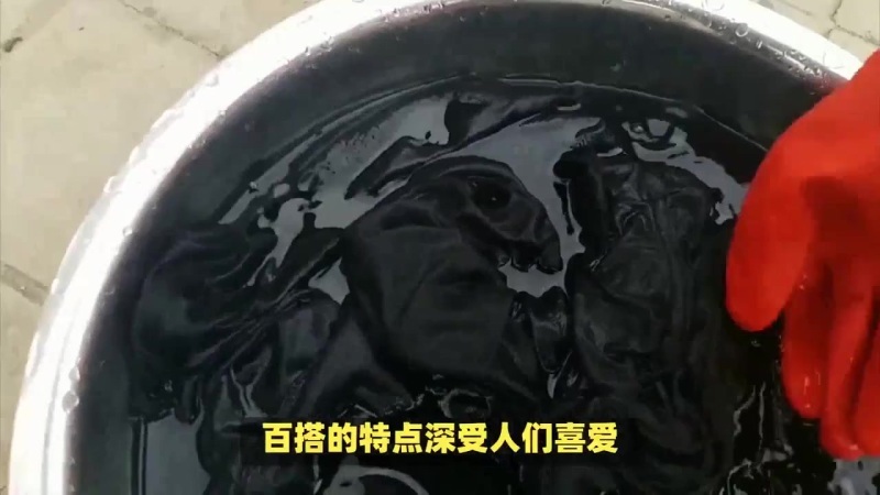 黑色衣服怎么洗才不会褪色