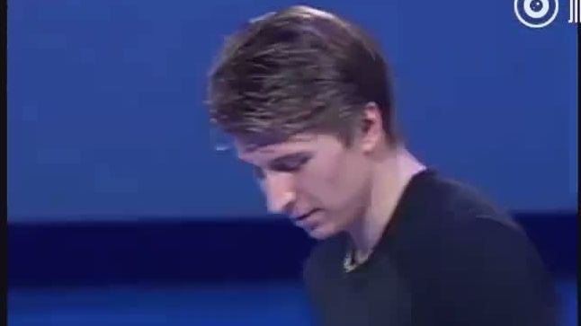 花滑经典回顾!盐湖城冬奥会亚古丁表演滑,这才是成熟男人的魅力