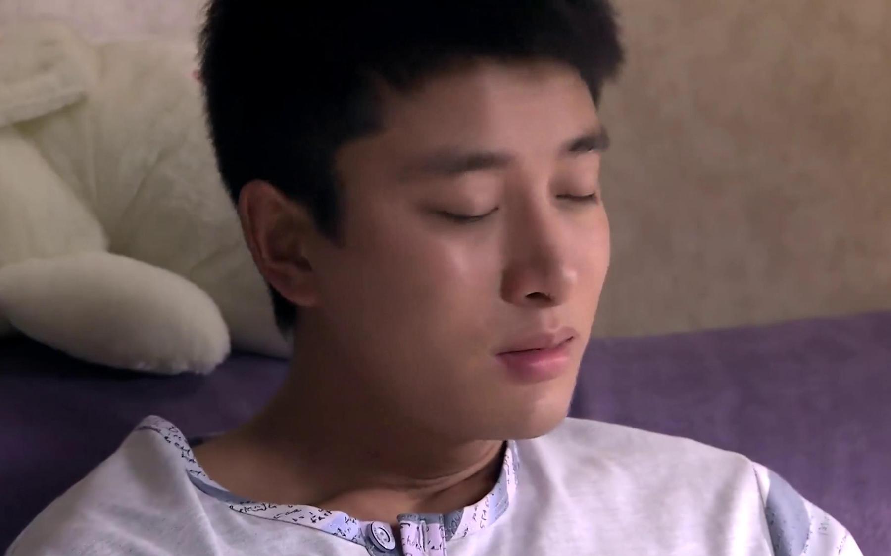 离婚:心机女榜上富二代,抛弃妈宝男,如今妈宝男跪求前妻