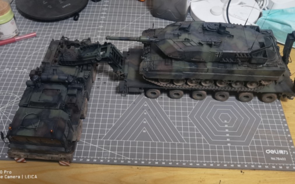 小号手1:35象式拖车+豹2a5制作过程