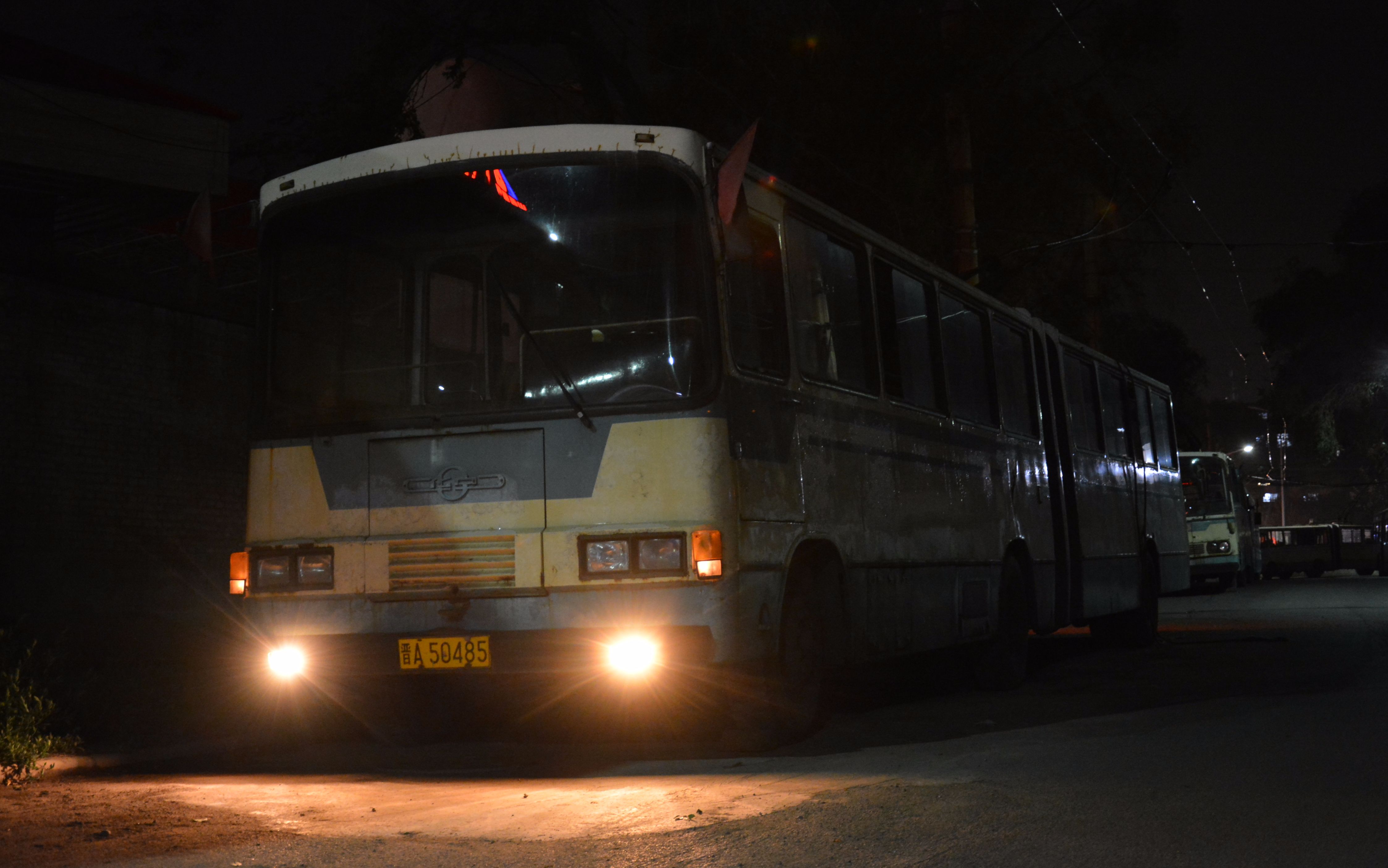 官地矿通勤无轨电车BJD-562(06年制造)运行视频(1)