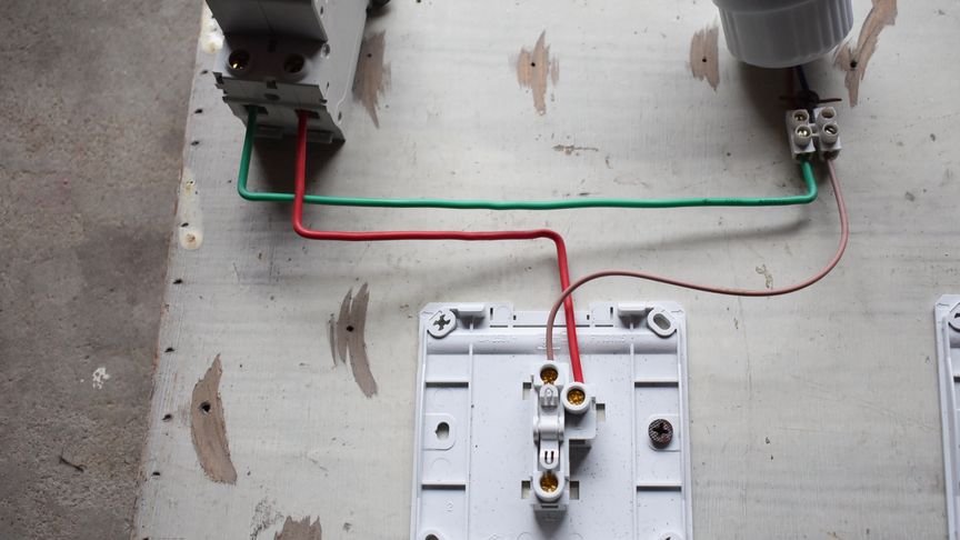 单控改双控单开单控和单开双控开关如何接线