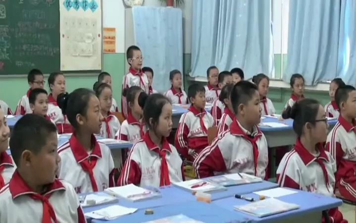 ...小学数学下册_《三角形的特性》天津市钱老师公开课优质课视频