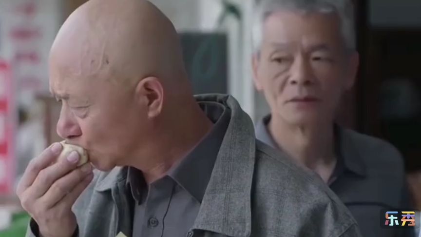 影视:学校学生食物中毒而亡,居然是包子的问题,店铺被查封