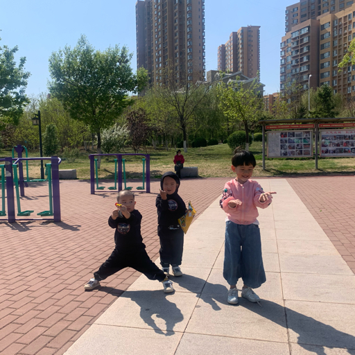 三闫三雨的日常生活 