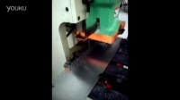 数控垫圈卡圈平垫挡圈冲孔冲压设备数控冲床送料机