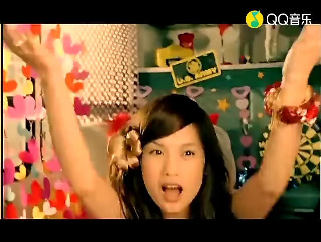 杨丞琳《庆祝》MV