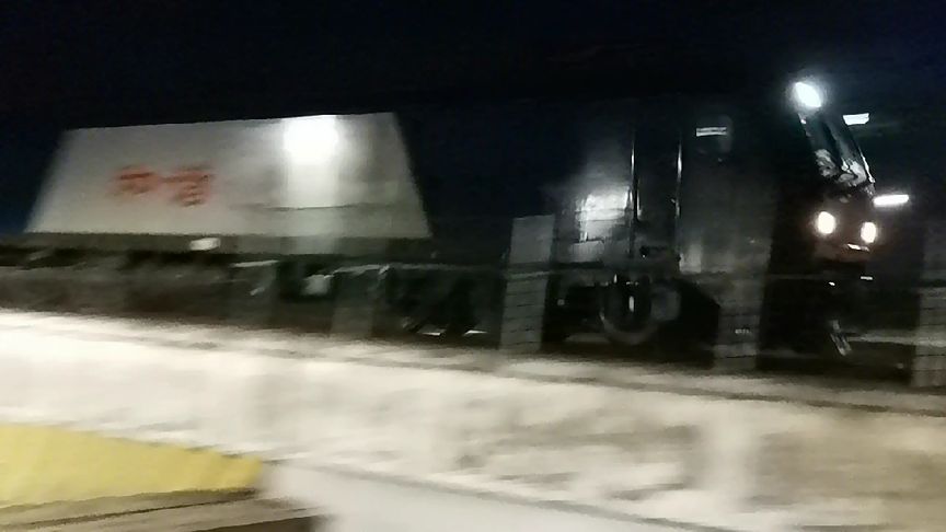 沪昆线 货运列车交汇上海南到南昌的K287次列车